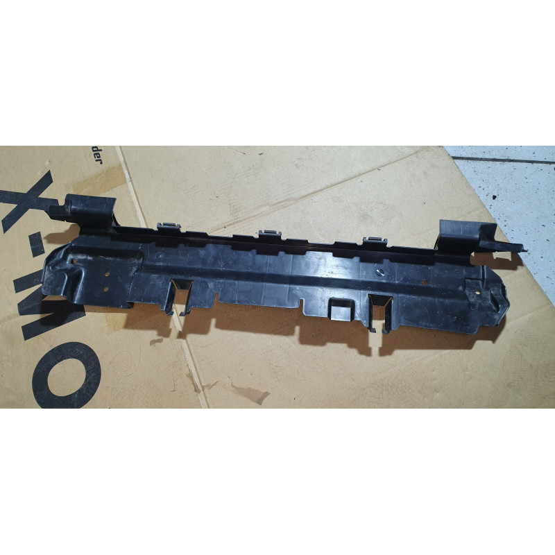 MERCEDES E C207 COUPE OIL COOLER LOWER AIR INLET COVER FLAP 2014-2016 ...