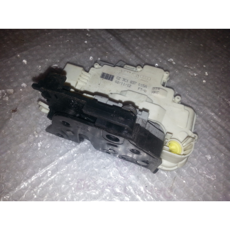 VW PASSAT B6 AUDI Q7 LEFT FRONT DOOR LOCK CZ3C1837015A 3C1837015A